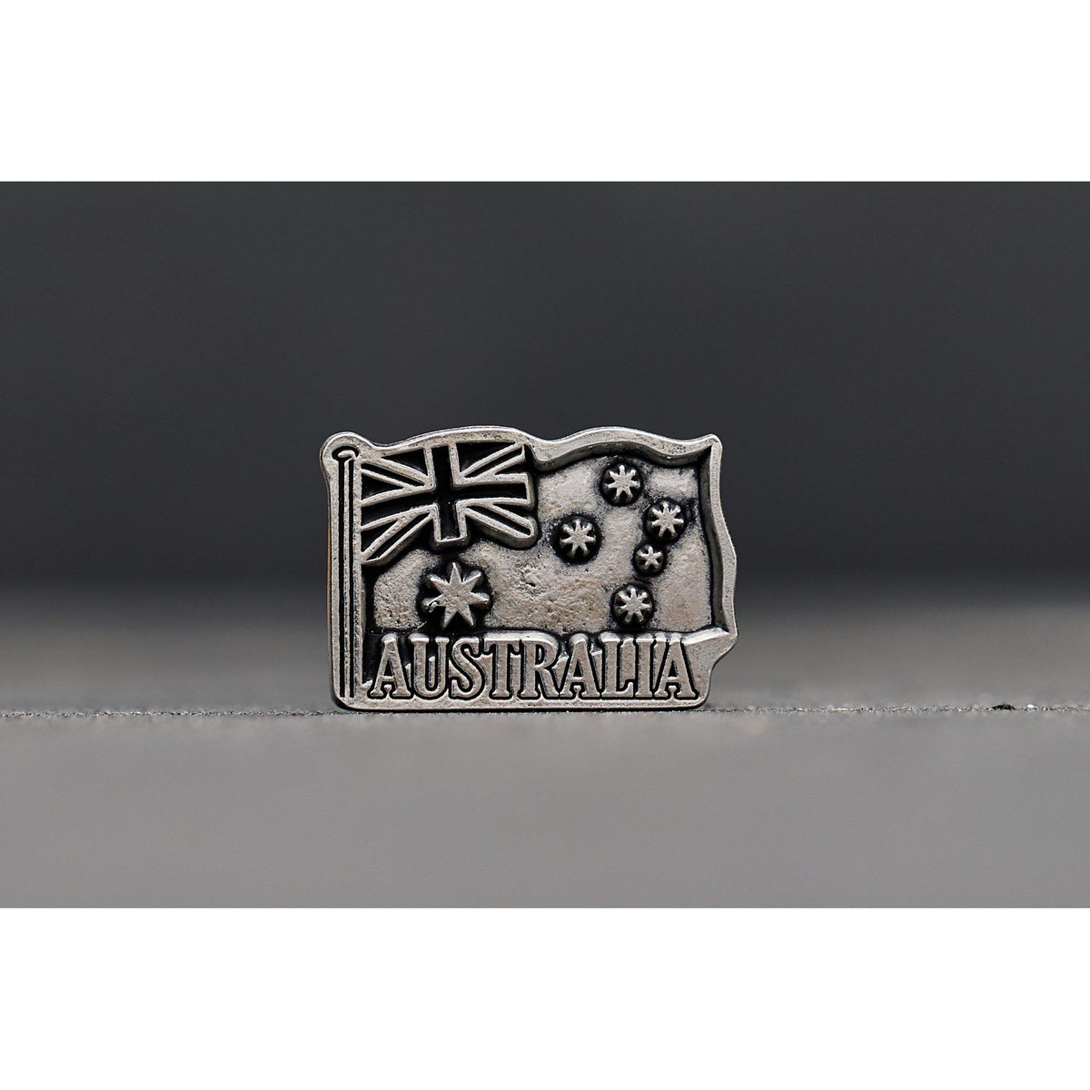 Australian Flag Lapel Pin – Buckingham Pewter